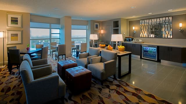 Charming Reston Town Center Hotel | Hyatt Regency Reston