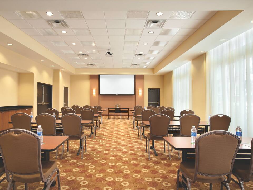 Hotels in Riverside, CA | Hyatt Place Riverside/Downtown