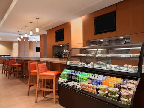 Hotel near The Armory Minneapolis Hyatt Place Minneapolis