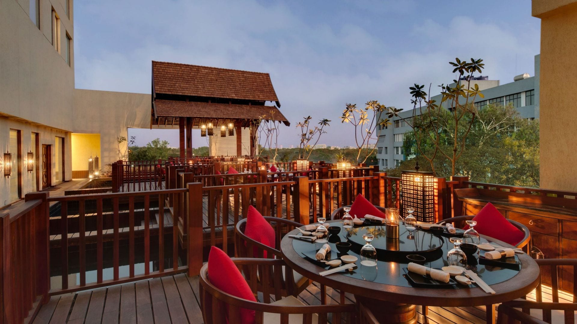 Best 5 Star Restaurant & Lounge Bar in Pune - Hyatt Pune