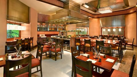 Best Restaurants and Bars in Dubai | Grand Hyatt Dubai