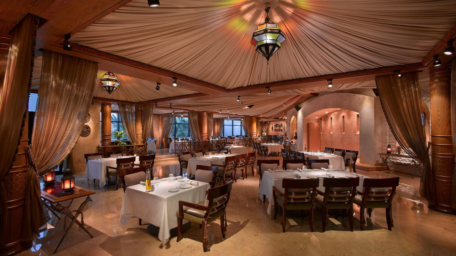 Best Restaurants and Bars in Dubai | Grand Hyatt Dubai