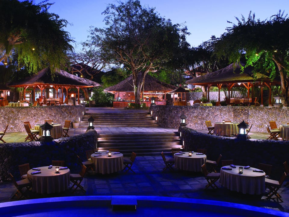 Pasar Senggol | Authentic Indonesian & Balinese Restaurant | Grand ...