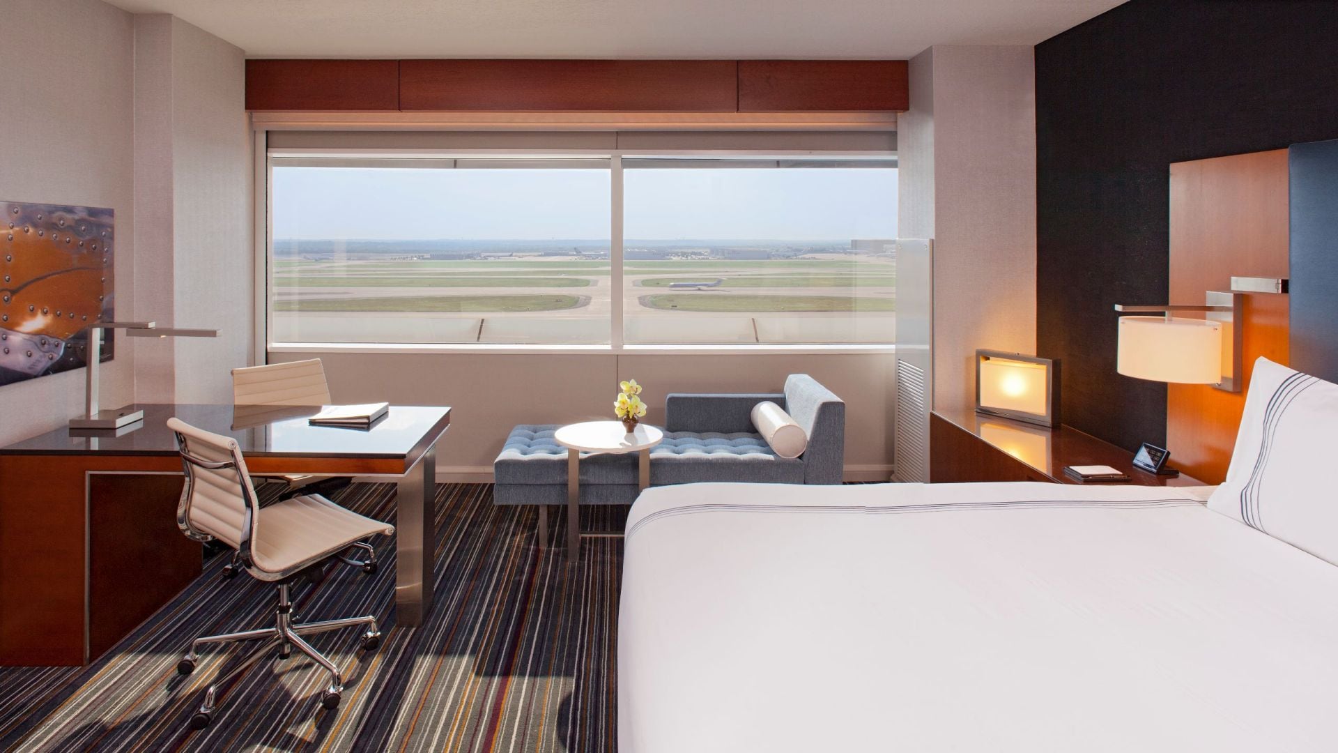 Dallas Fort Worth Airport Hotels| Grand Hyatt DFW Hotel