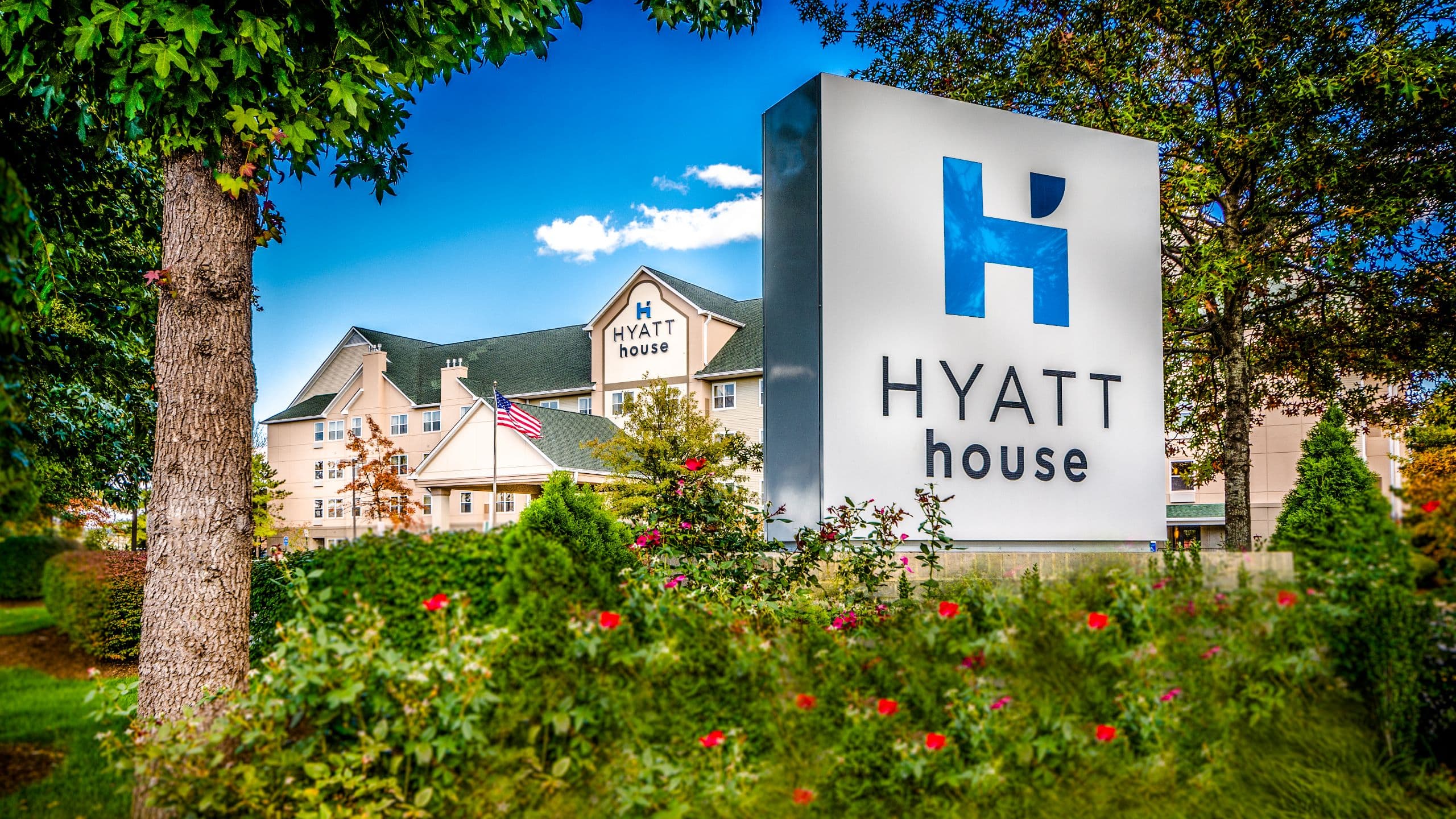 Extended Stay Hotel in Herndon, VA | Hyatt House Herndon / Reston