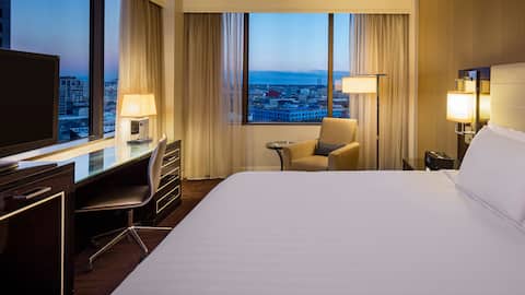 Hotels in Downtown New Orleans, LA | Hyatt Regency New Orleans