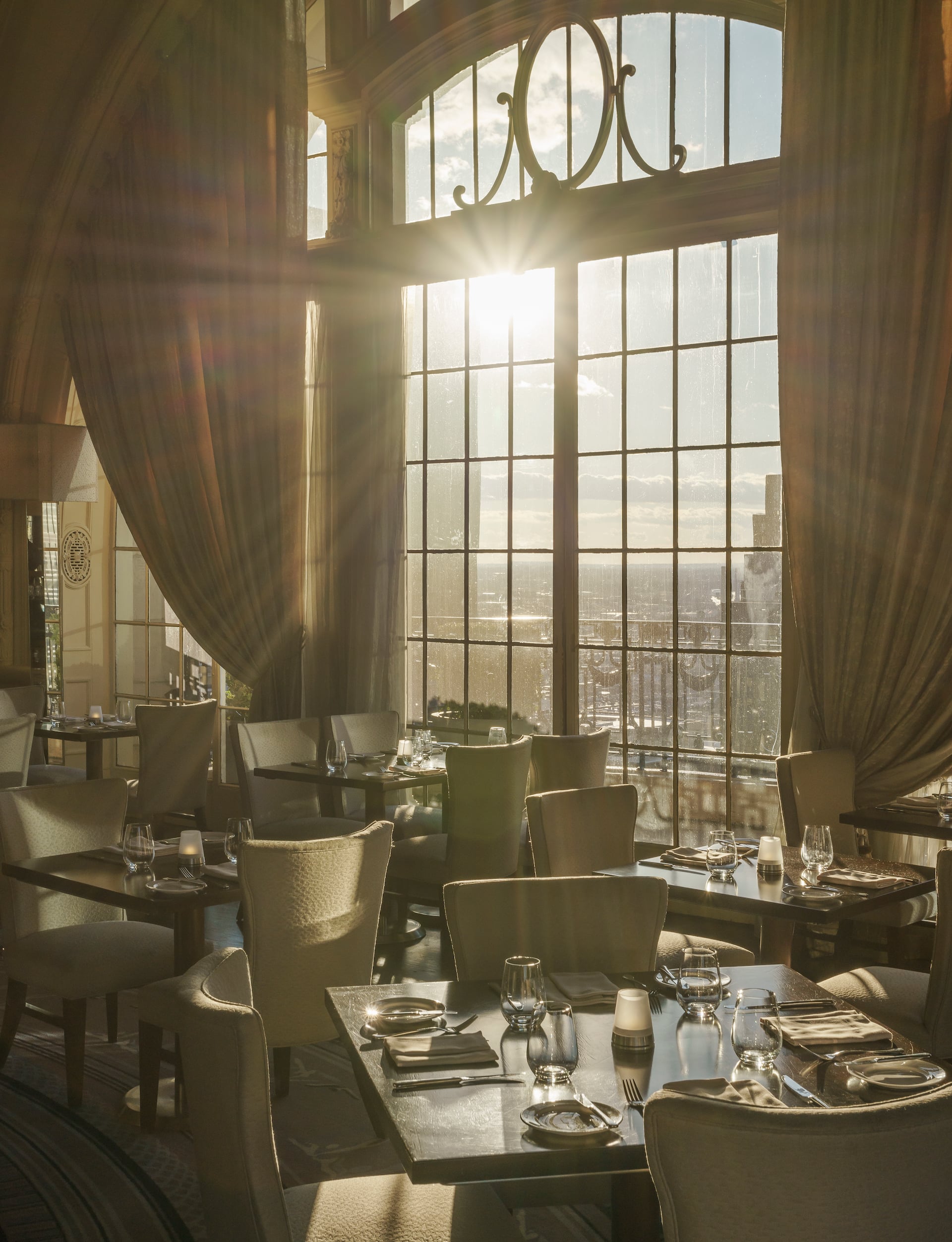 Historic Hotel in Downtown Philadelphia | The Bellevue Hotel