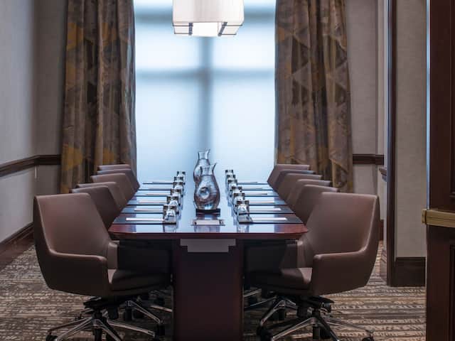 Charming Reston Town Center Hotel | Hyatt Regency Reston