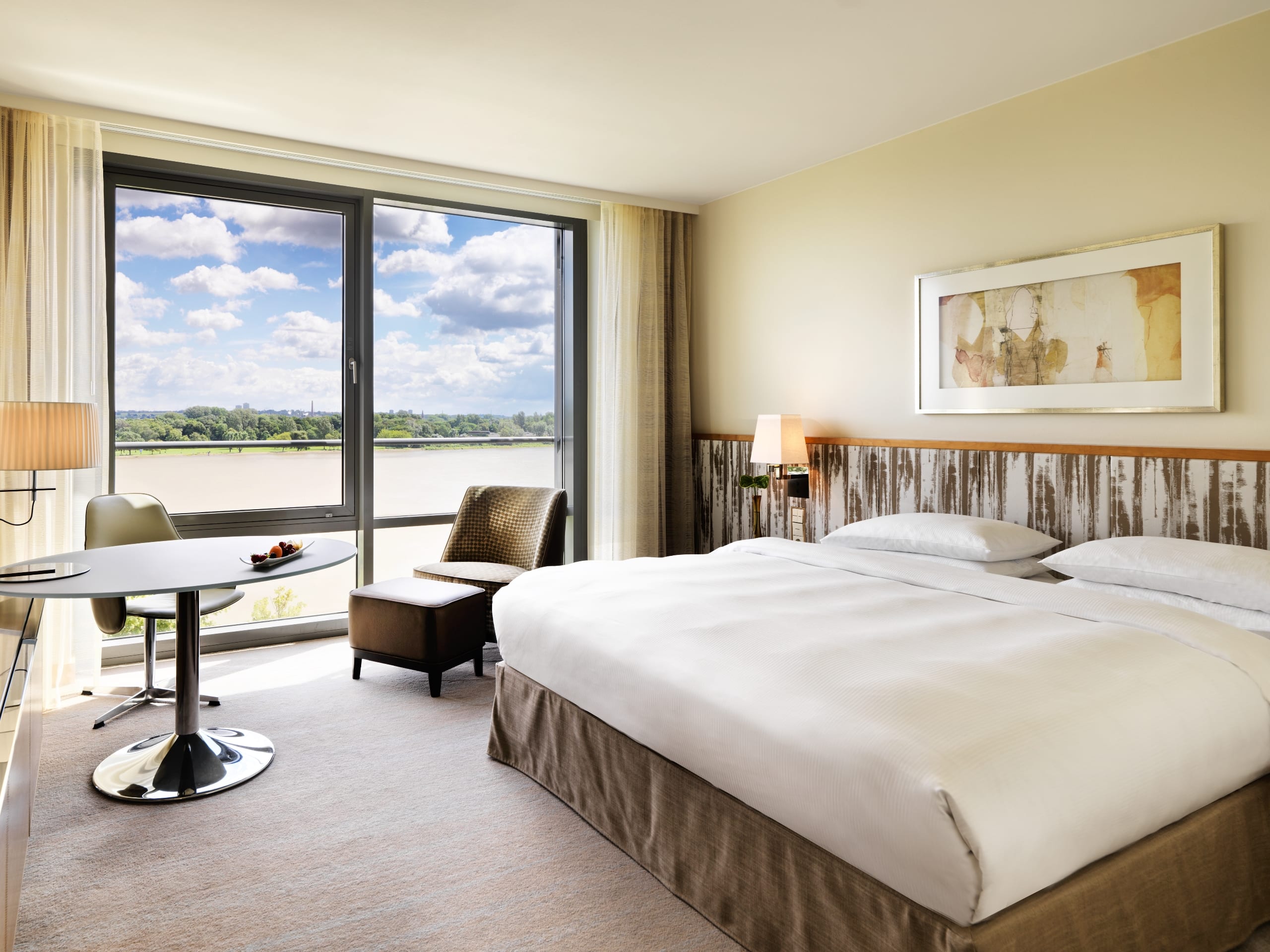 Hotel Rooms in Mainz by the Rhine River | Hyatt Regency Mainz