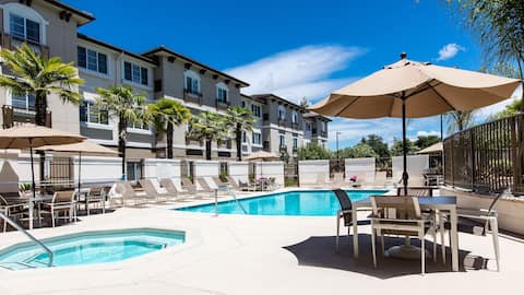 San Ramon Extended Stay Hotel with Pool | Hyatt House San Ramon