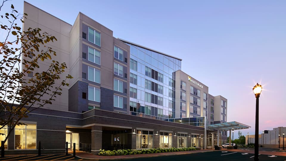 Hotel Photos | Hyatt Place Cleveland/Lyndhurst/Legacy Village