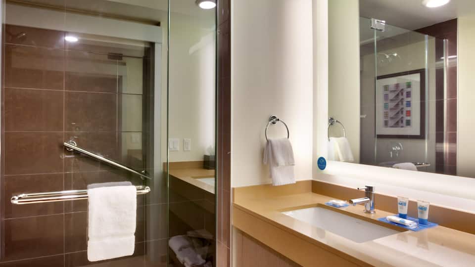 Downtown Portland, Oregon Hotel Suites | Hyatt House Portland