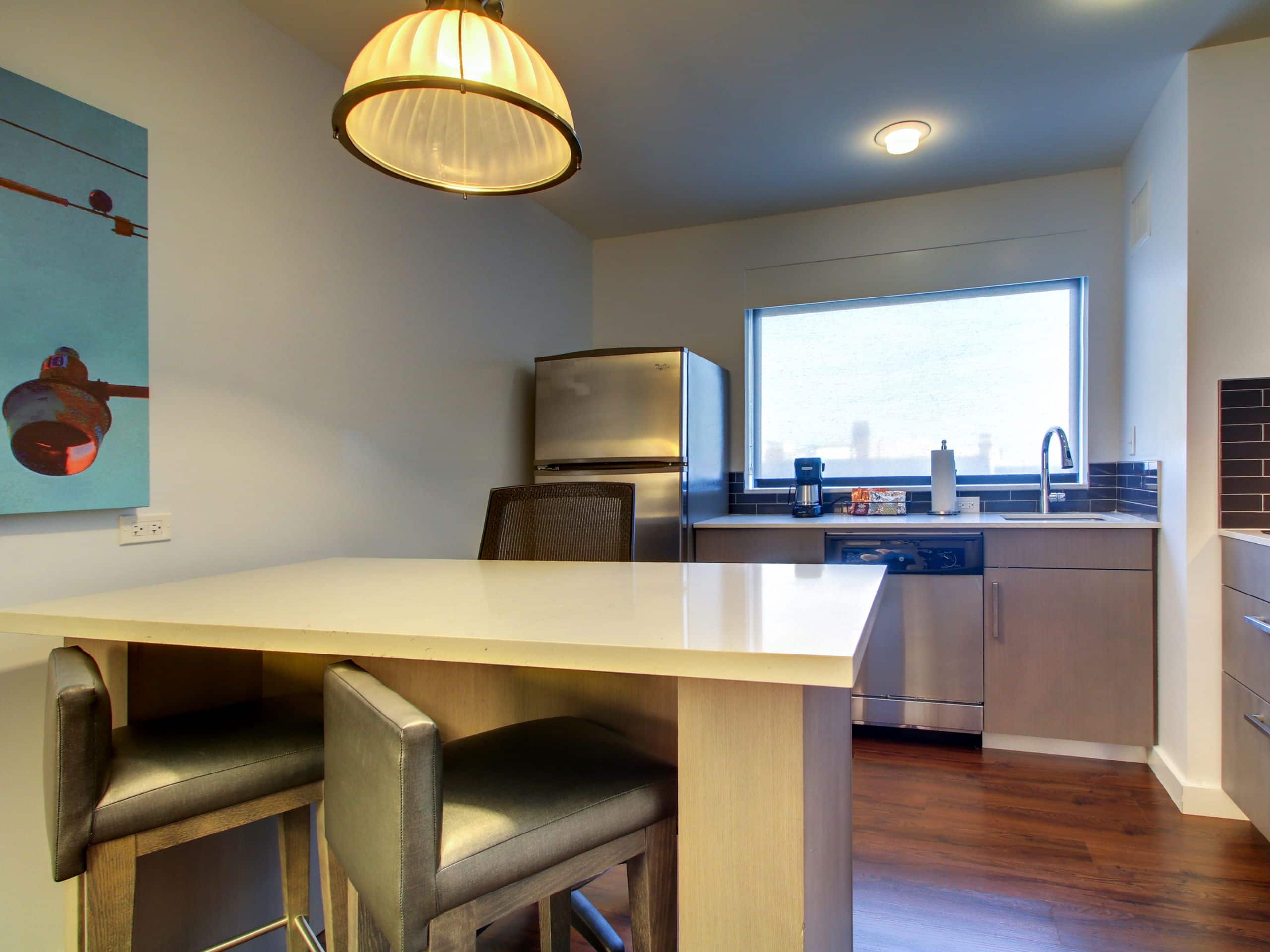 Hotel Suites in Downtown Evanston | Hyatt House Chicago / Evanston