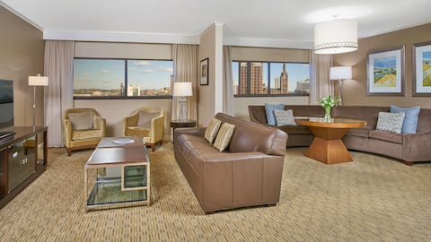 Downtown Milwaukee, WI Hotels | Hyatt Regency Milwaukee