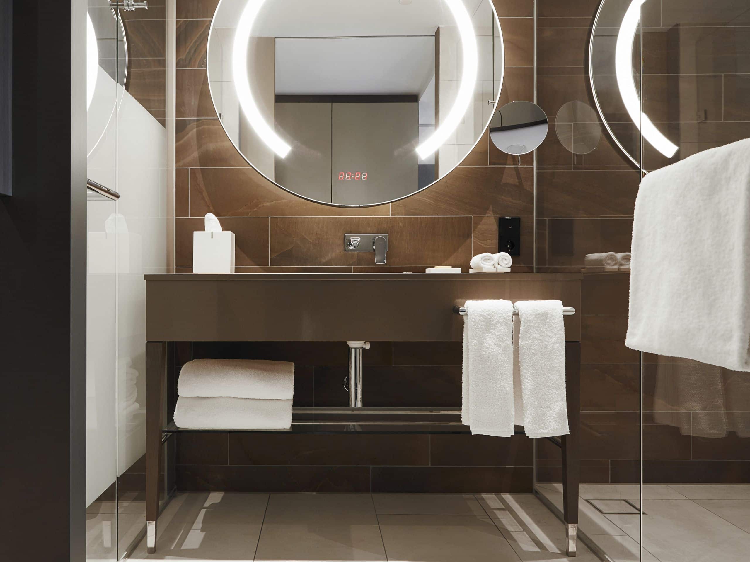 Amsterdam Luxury Hotel Rooms & Suites | Hyatt Regency Amsterdam