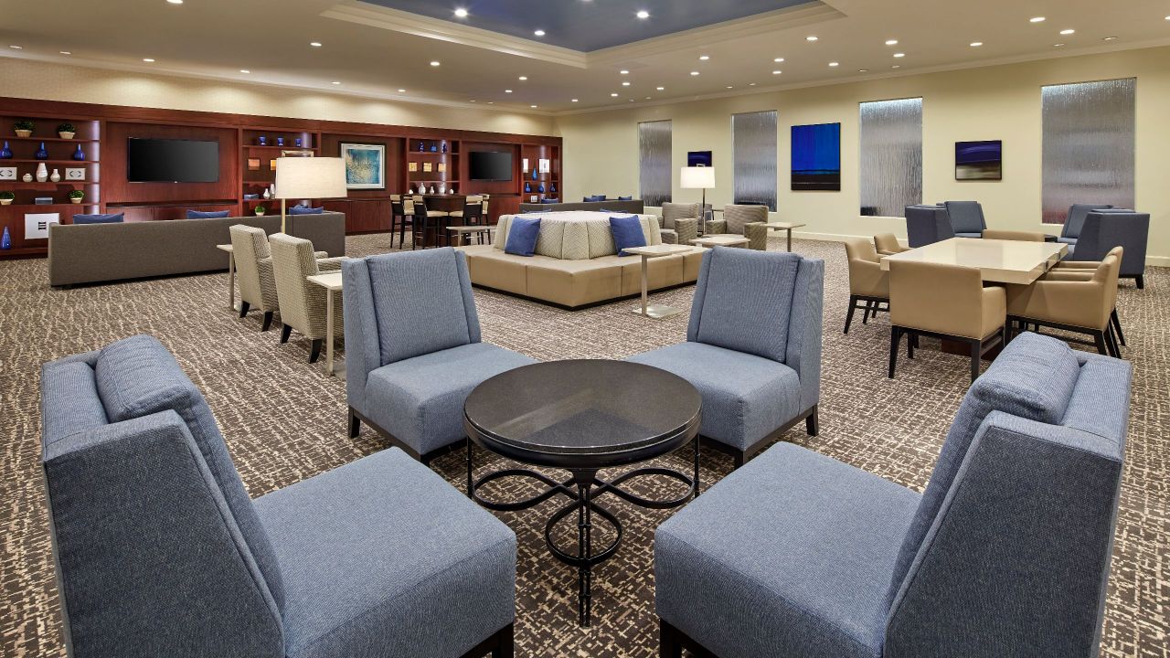 Best Luxury Hotels In Downtown Tulsa, OK | Hyatt Regency Tulsa