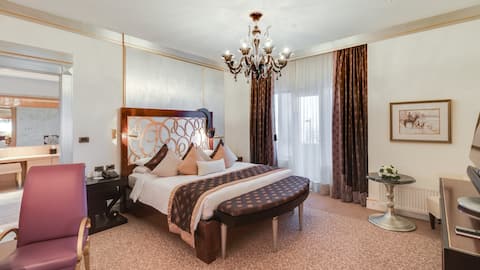 Hotel Photos | Hyatt Regency Kyiv