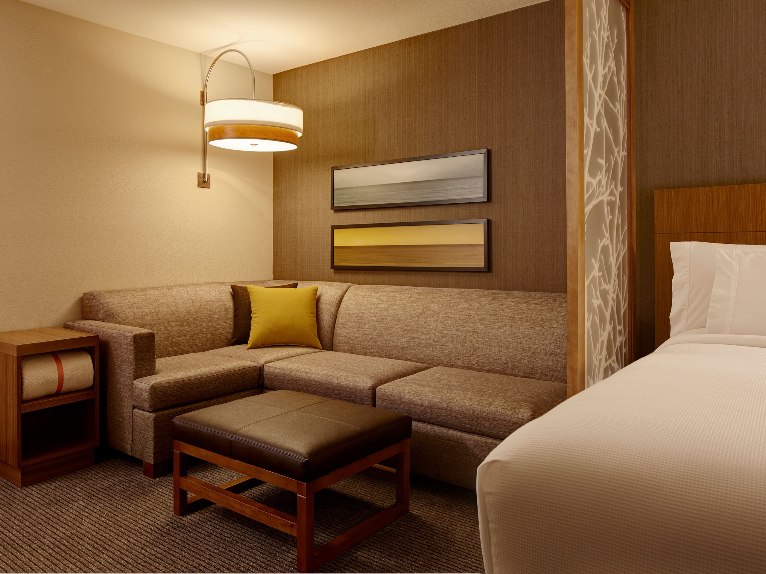 Spacious Hotel Rooms Near University of Wisconsin-Madison | Hyatt Place Madison / Verona