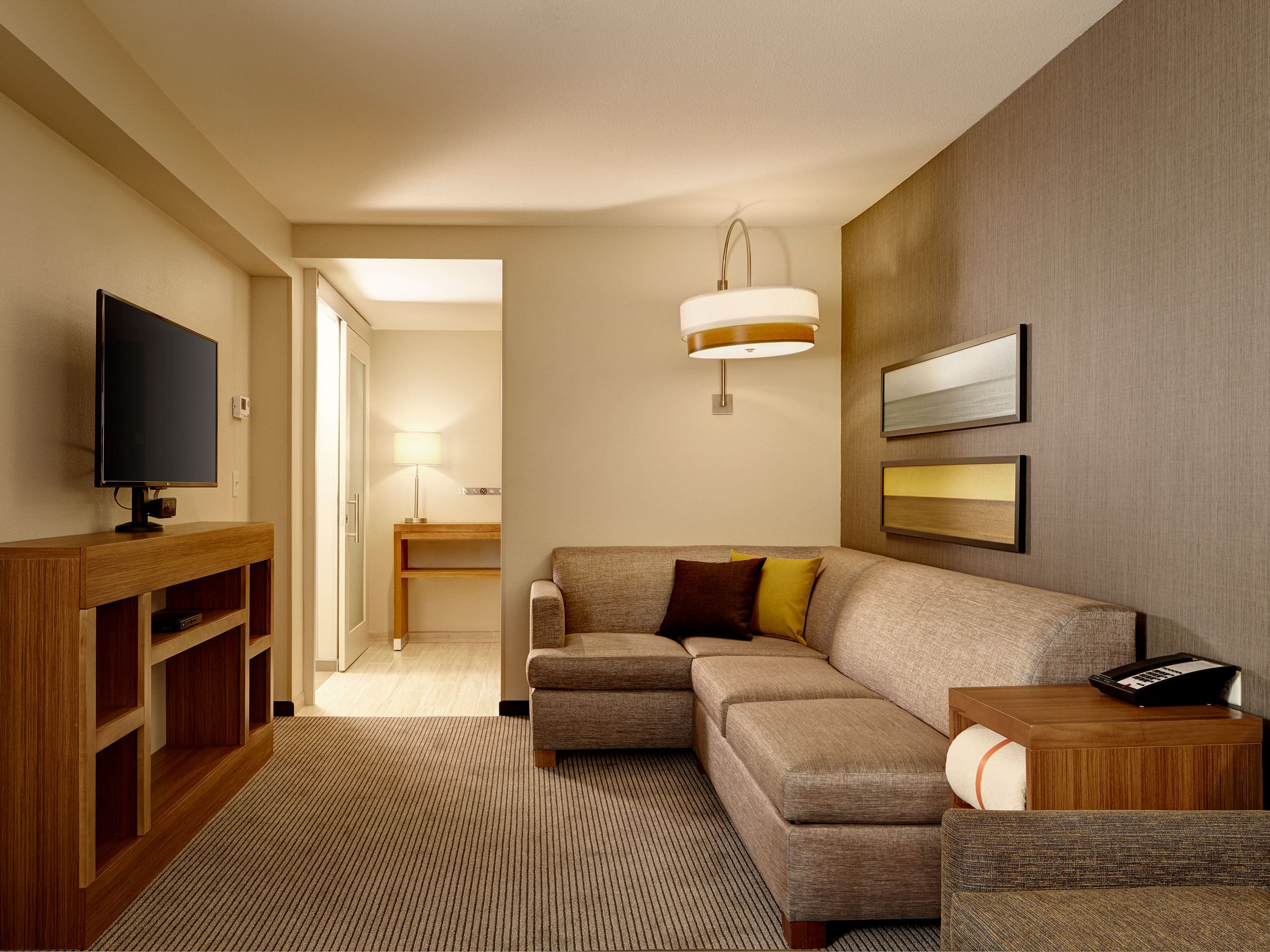 Spacious Hotel Rooms Near University of Wisconsin-Madison | Hyatt Place ...