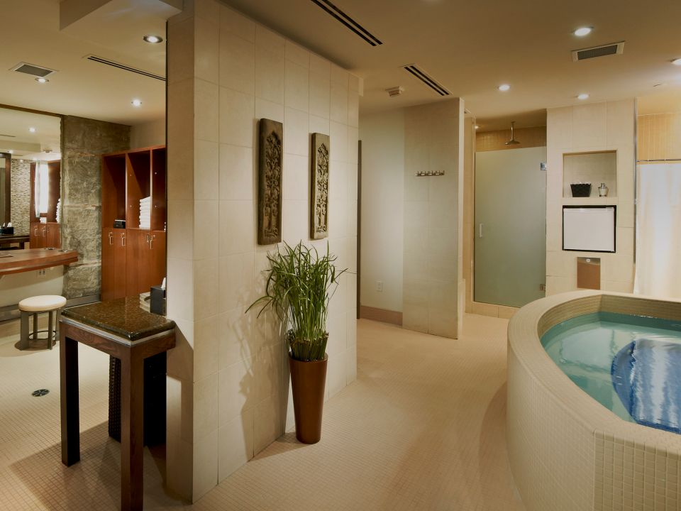 Downtown Calgary Hotel – Hyatt Regency Calgary