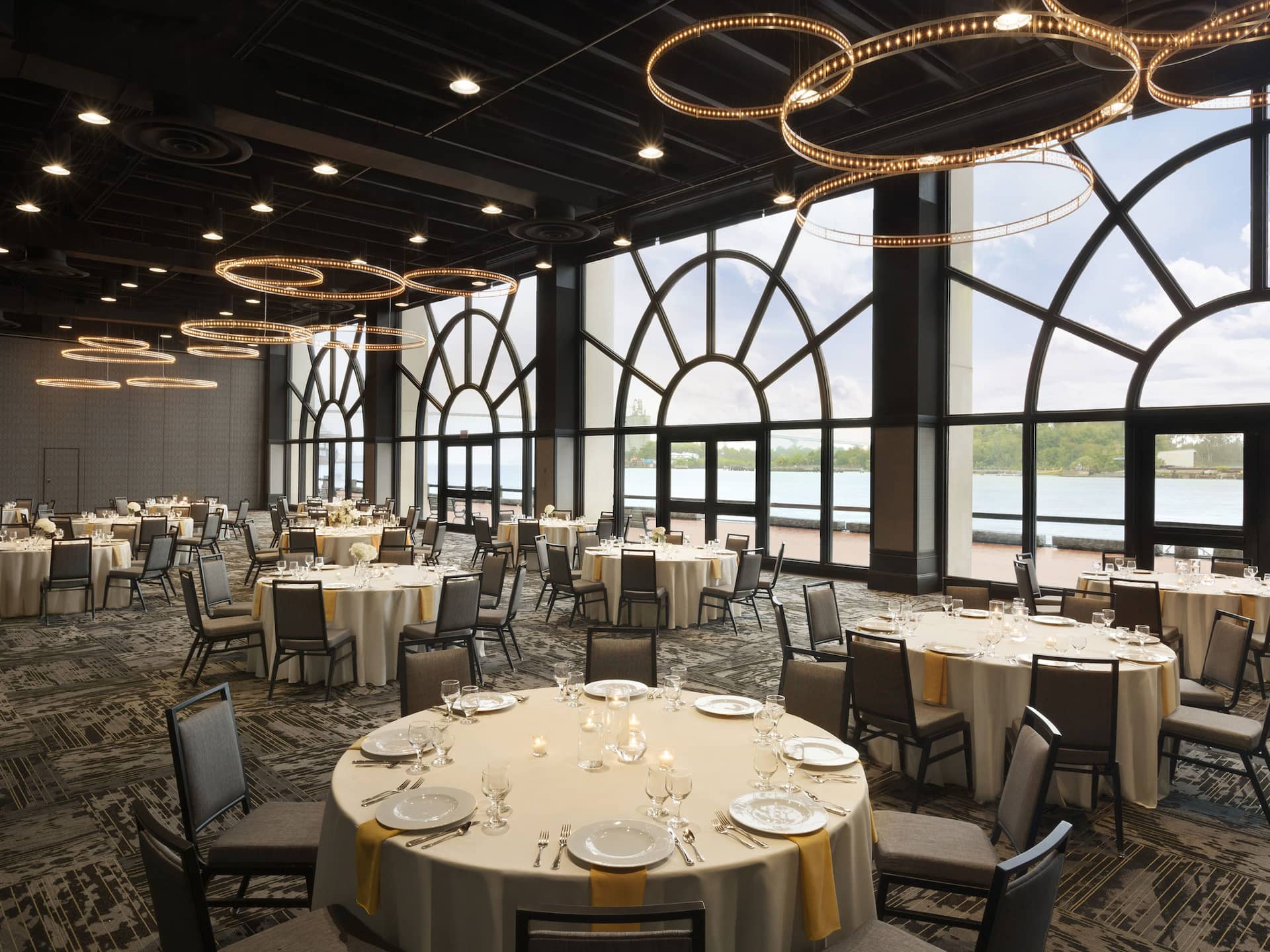 Downtown Savannah, GA Riverfront Hotels | Hyatt Regency Savannah