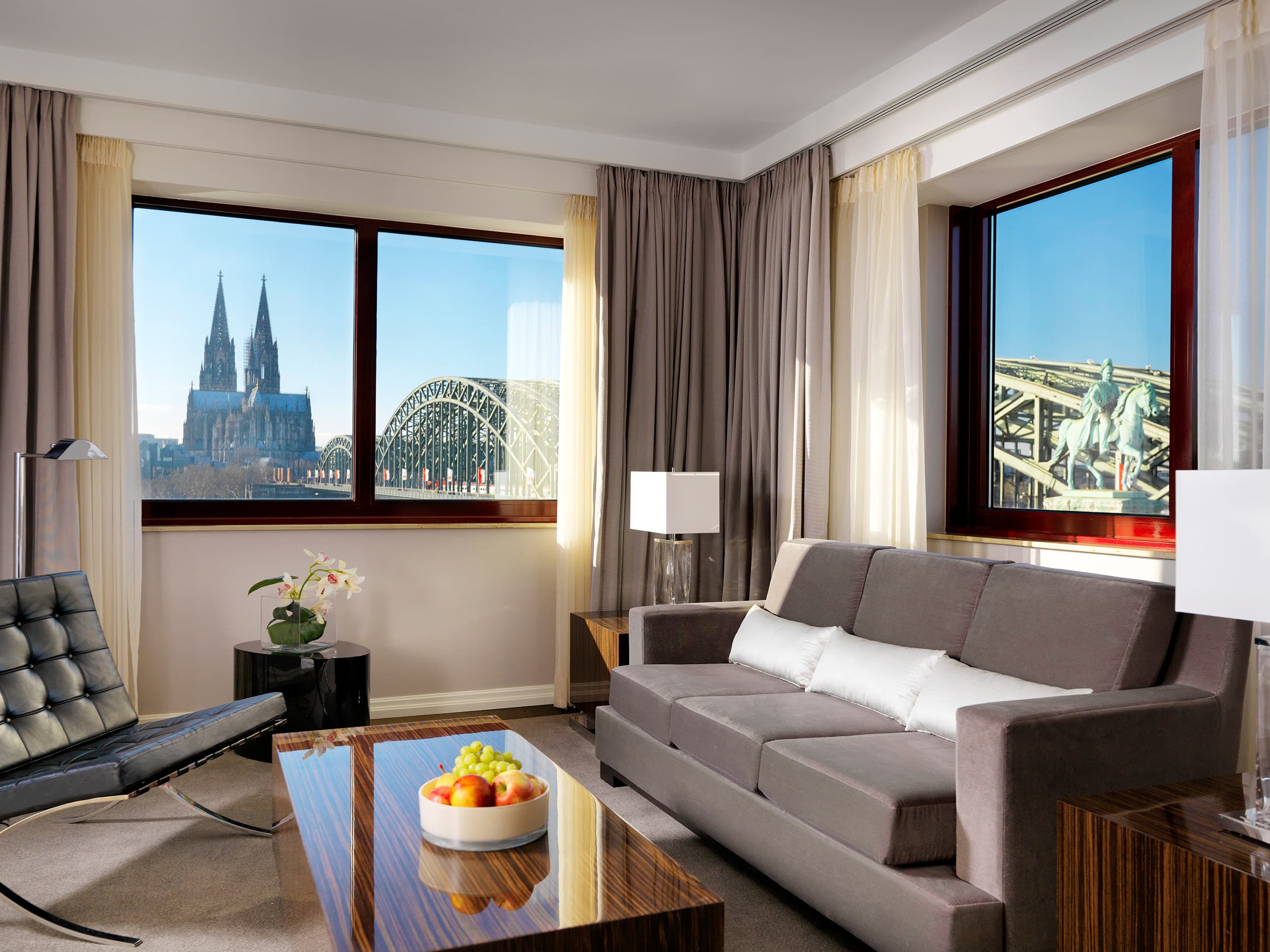 Luxurious guest rooms Cologne | Hyatt Regency Cologne