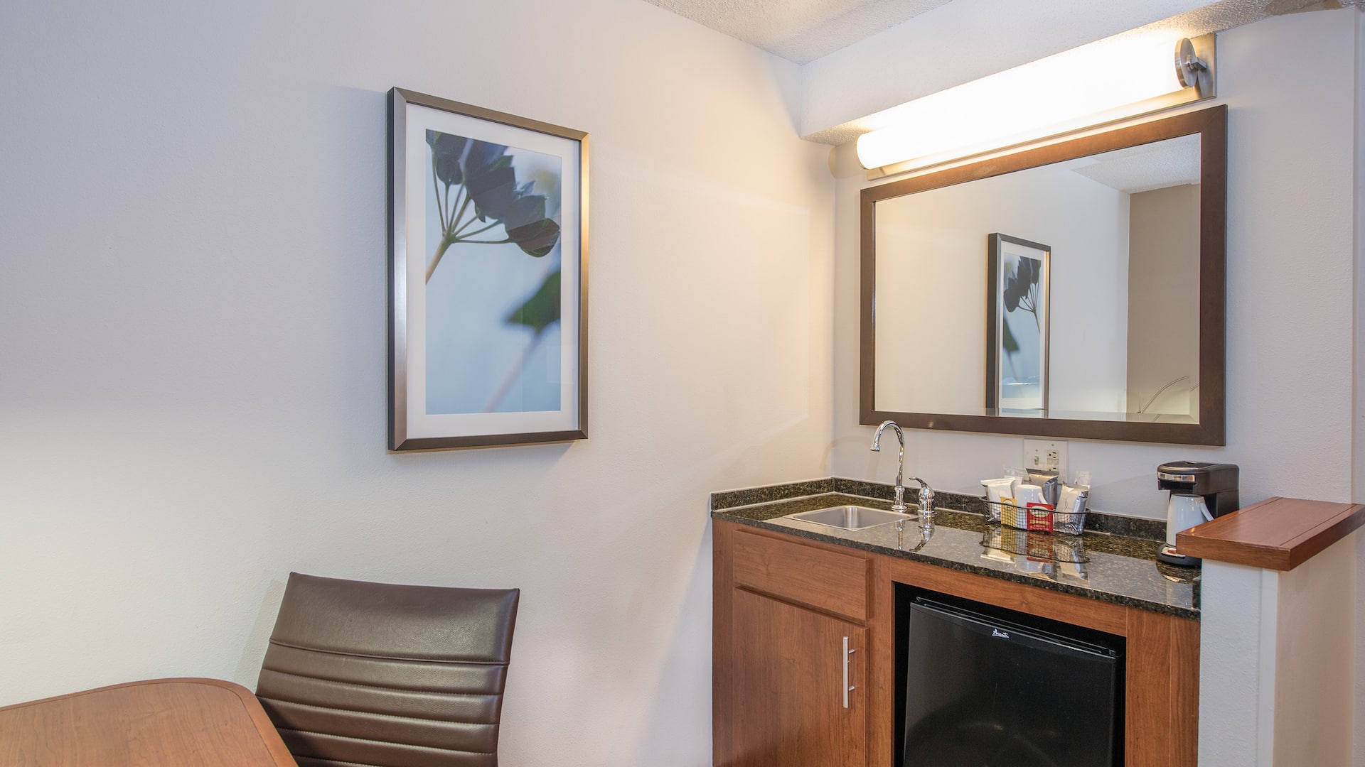 Hotel Photos | Hyatt Place Minneapolis/Eden Prairie