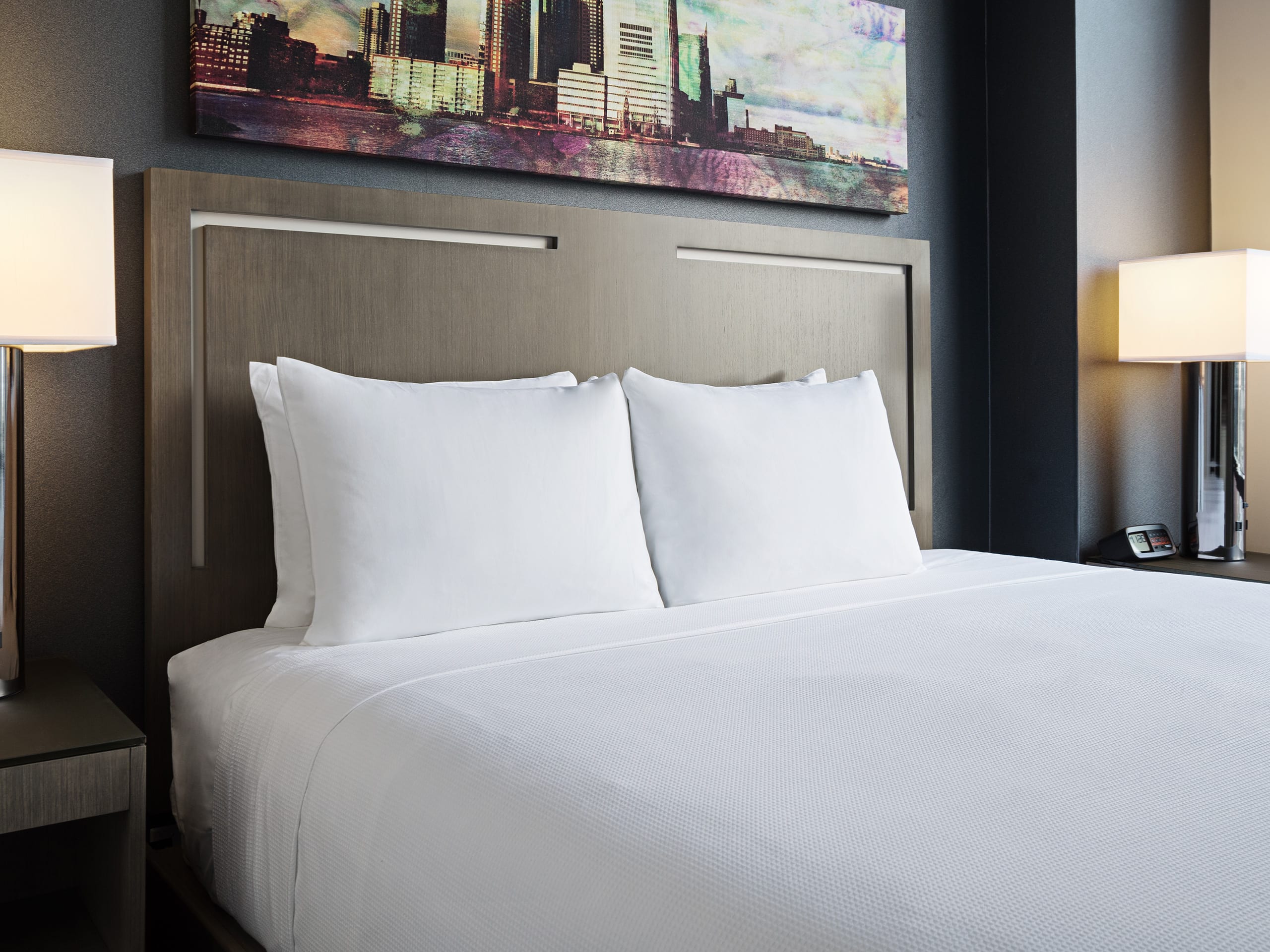 Spacious Jersey City Hotel Suites near NYC | Hyatt House Jersey City