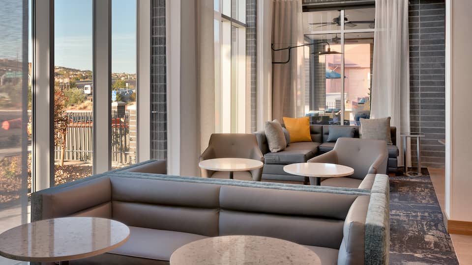 Hotel Photos | Hyatt Place St. George / Convention Center