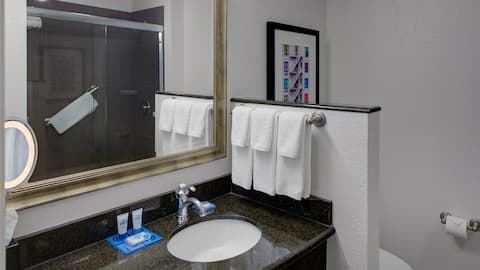 Extended Stay Poughkeepsie Hotel Rooms | Hyatt House Fishkill