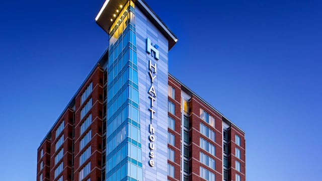 Uptown Charlotte Hotel | Hyatt House Charlotte / Center City