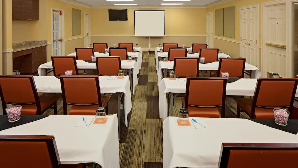 Extended Stay Hotel in Addison TX | Hyatt House Dallas / Addison