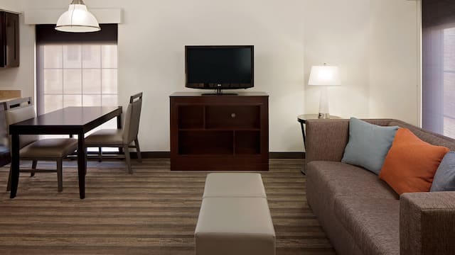 Extended Stay Hotel in Addison TX | Hyatt House Dallas / Addison