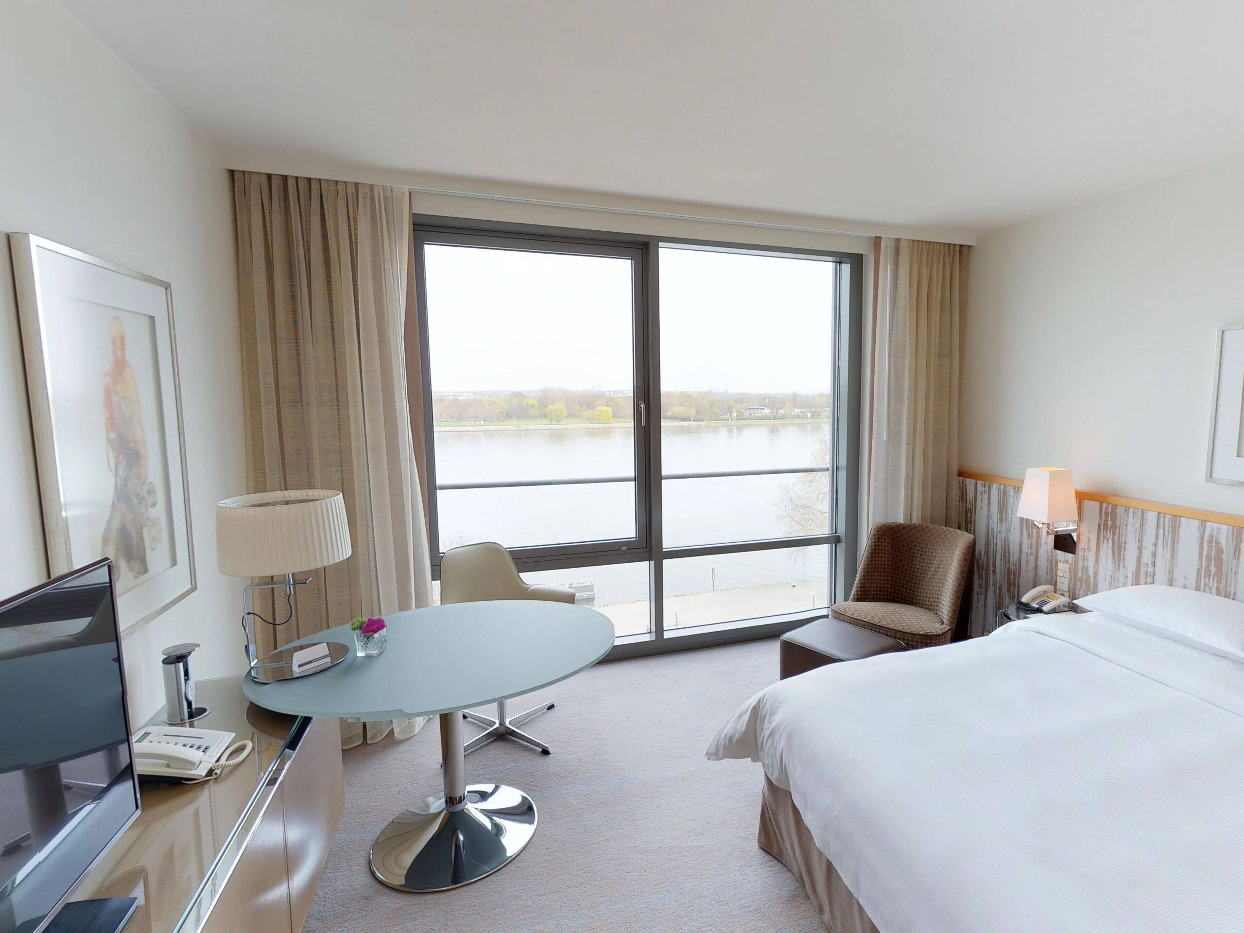 Hotel Rooms in Mainz by the Rhine River | Hyatt Regency Mainz