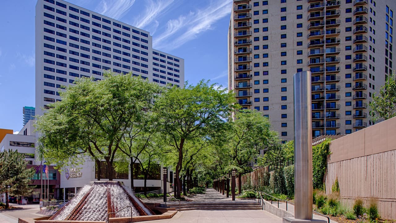 Downtown Minneapolis Hotels | Hyatt Regency Minneapolis