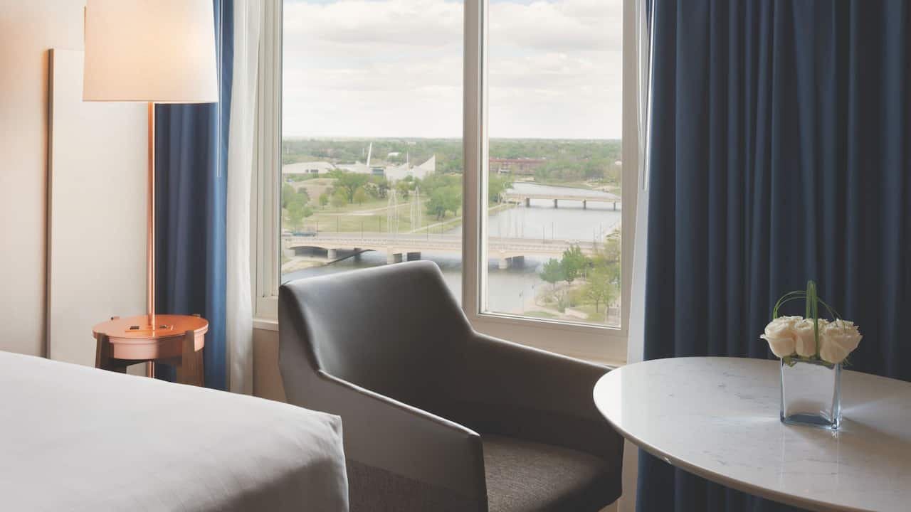 Upscale Hotel in Downtown Wichita | Hyatt Regency Wichita