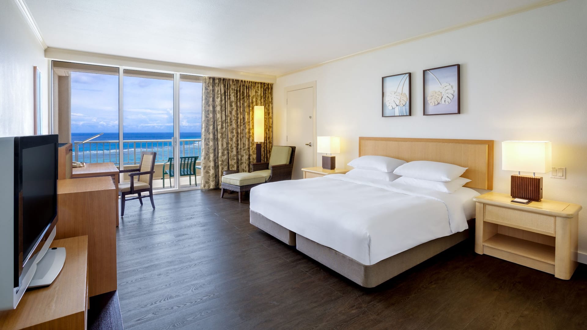 Luxury Guam Hotel in Tumon | Hyatt Regency Guam