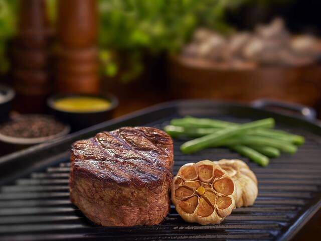 Dining with Iconic KLCC Views | THIRTY8 at Grand Hyatt Kuala Lumpur