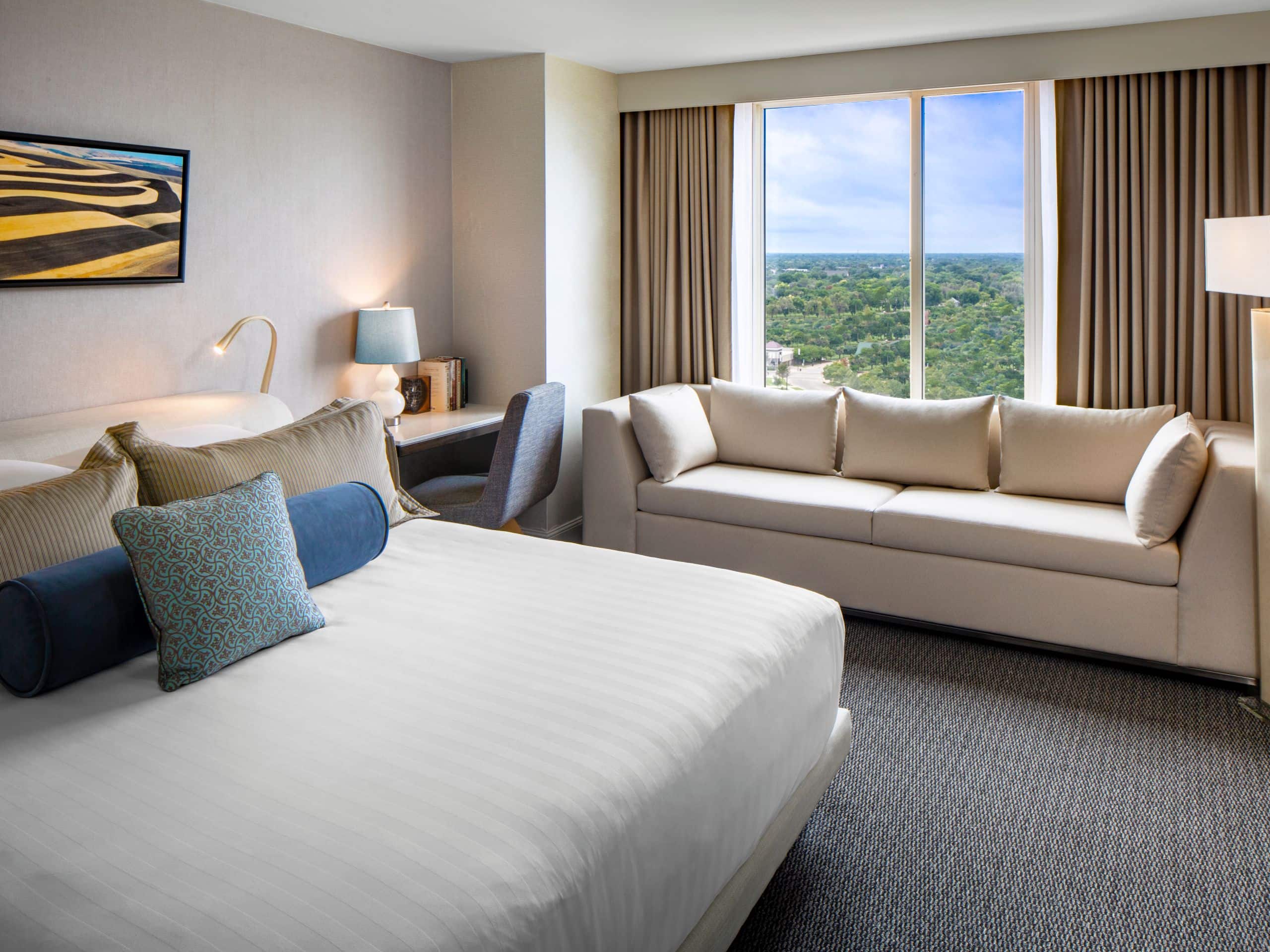 Rooms | Hyatt Regency Wichita