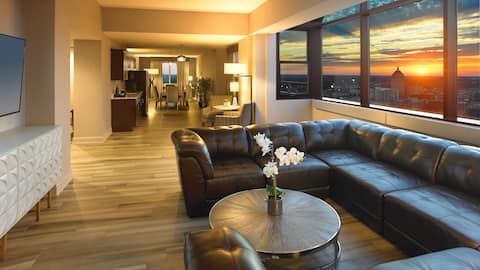 Hotel in Downtown Rochester, NY | Hyatt Regency Rochester