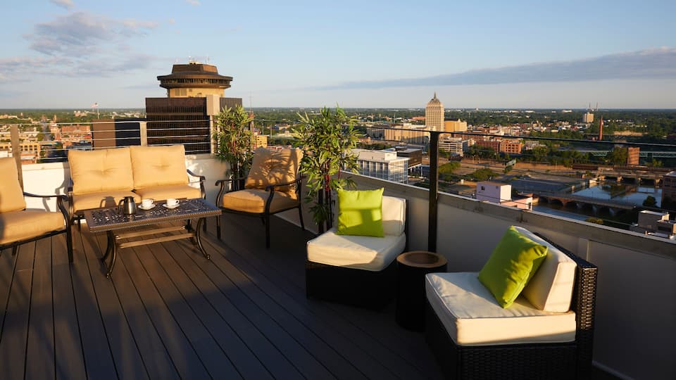 Hotel Photos | Hyatt Regency Rochester