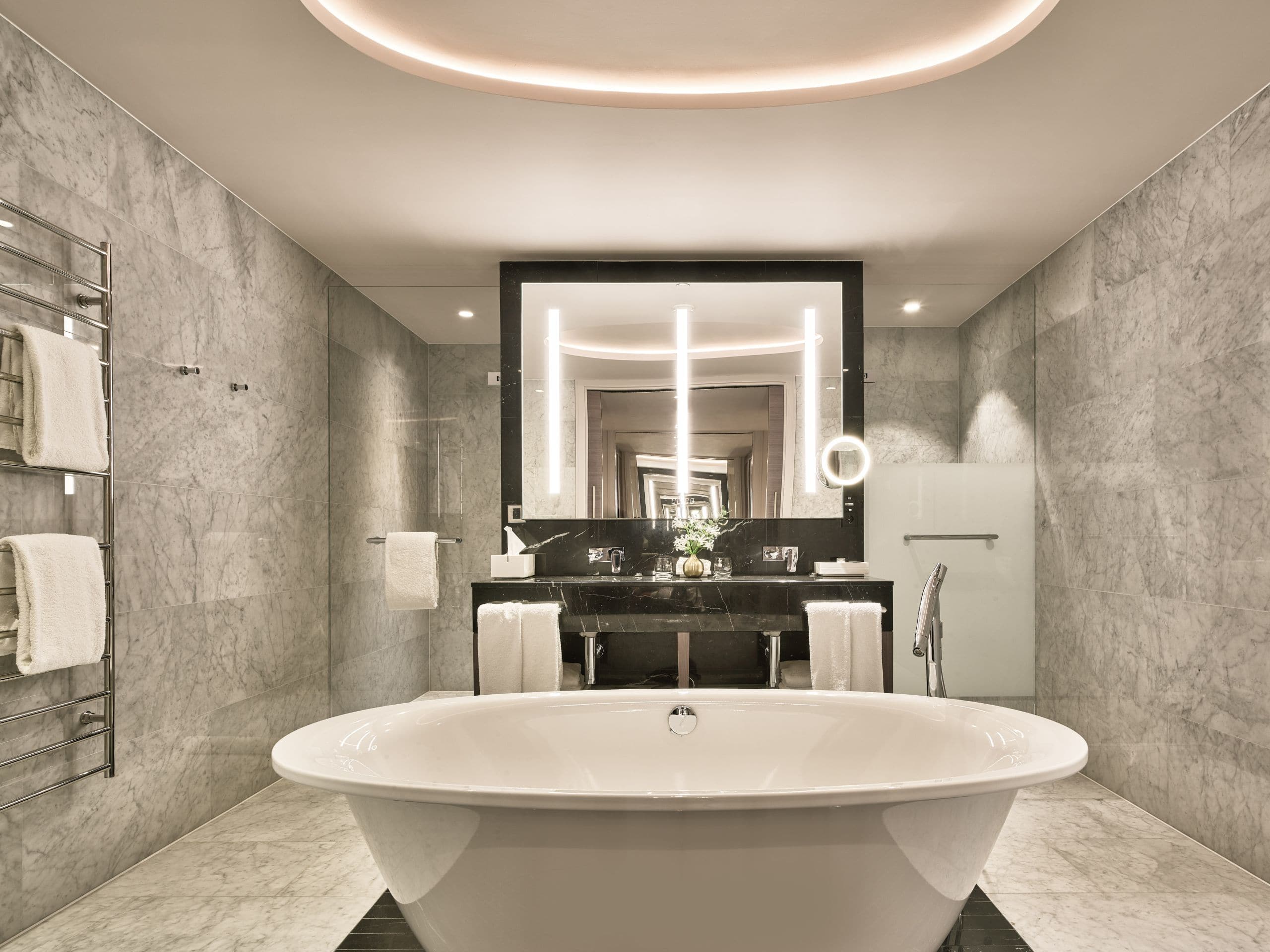 Amsterdam Luxury Hotel Rooms & Suites | Hyatt Regency Amsterdam