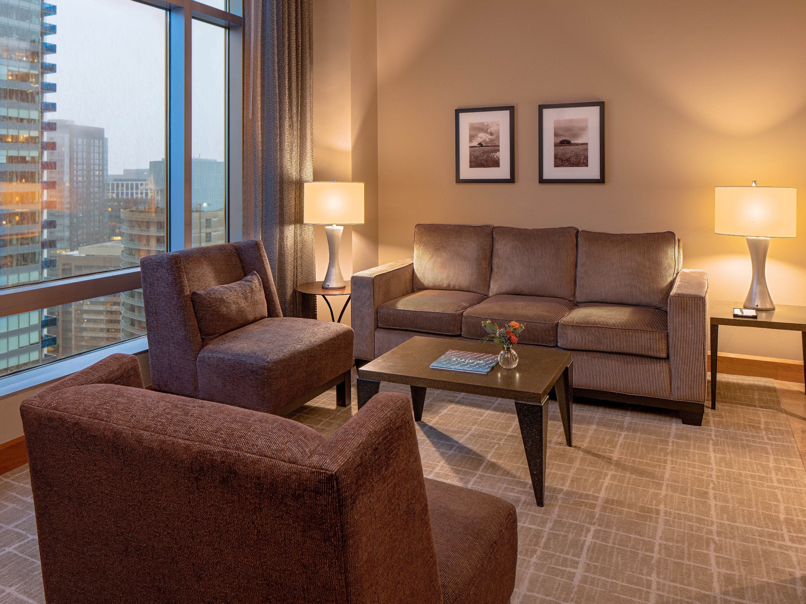 Seattle Hotel Rooms & Suites With Hot Tub | Grand Hyatt Seattle