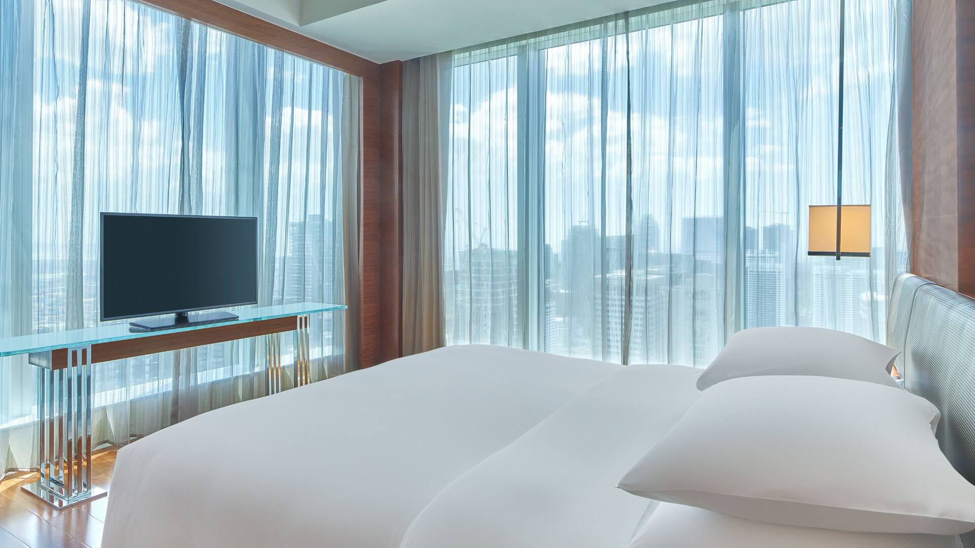 Hotel Photos | Grand Hyatt Manila