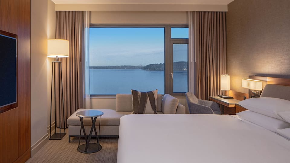 Waterfront Hotel & Dining in Renton WA | Hyatt Regency Lake Washington