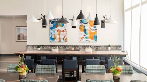 Hotel Photos | Hyatt Place East Moline/Quad Cities