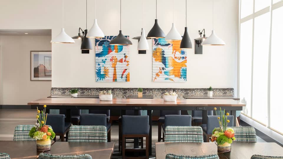 Hotel Photos | Hyatt Place East Moline/Quad Cities