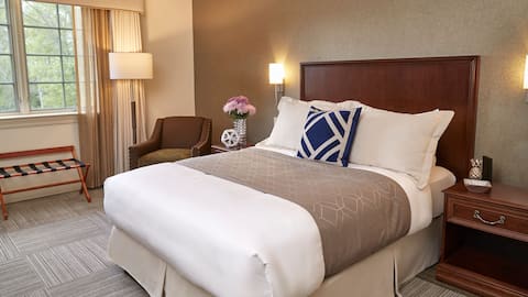 Chapel Hill Hotel Near Southpoint | Rizzo Center