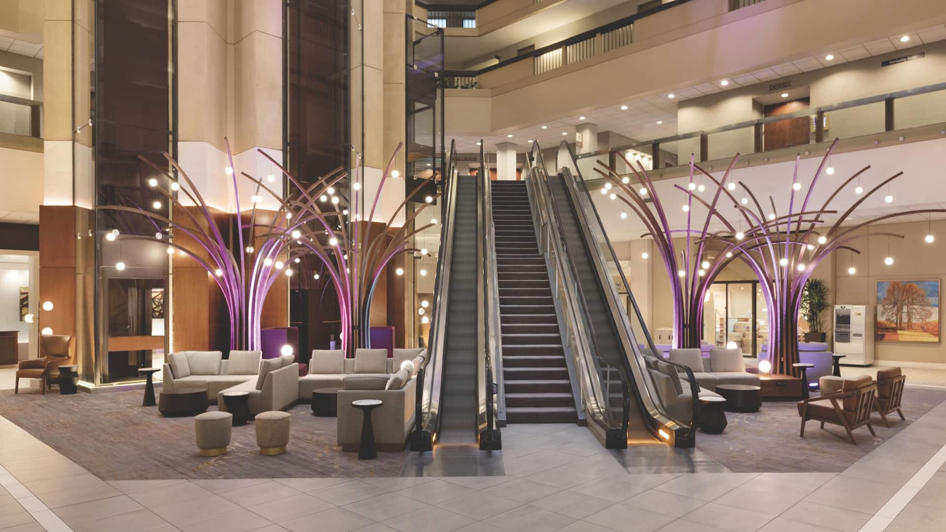 Modern Downtown Louisville Hotels | Hyatt Regency Louisville