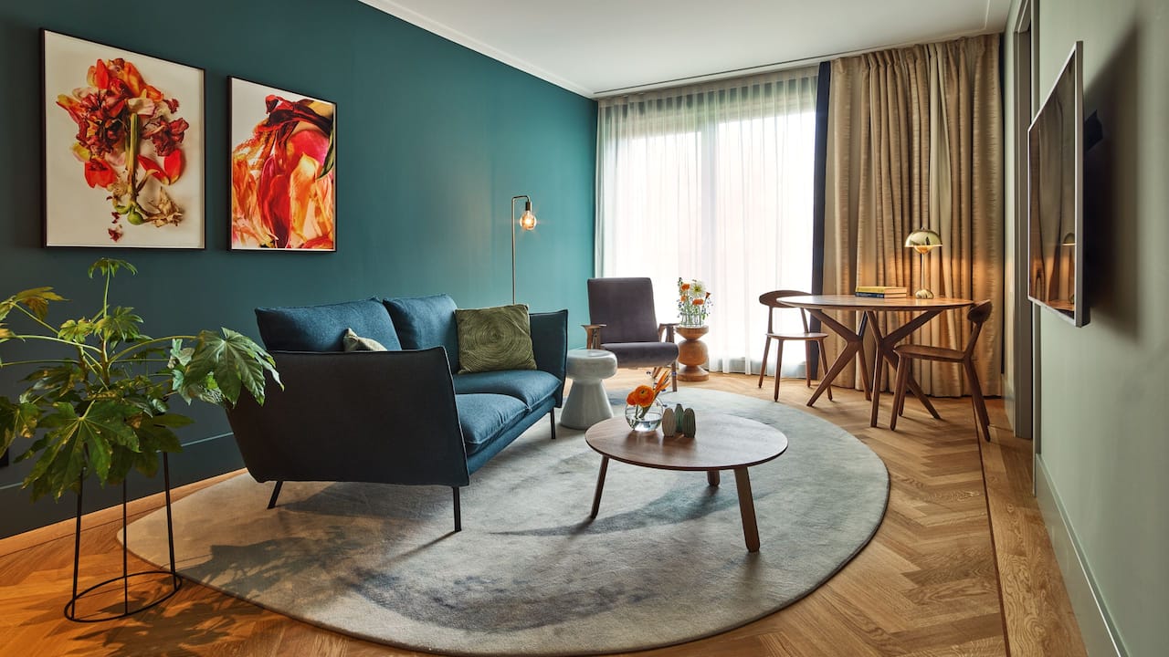 Amsterdam Luxury Hotel Rooms & Suites | Hyatt Regency Amsterdam